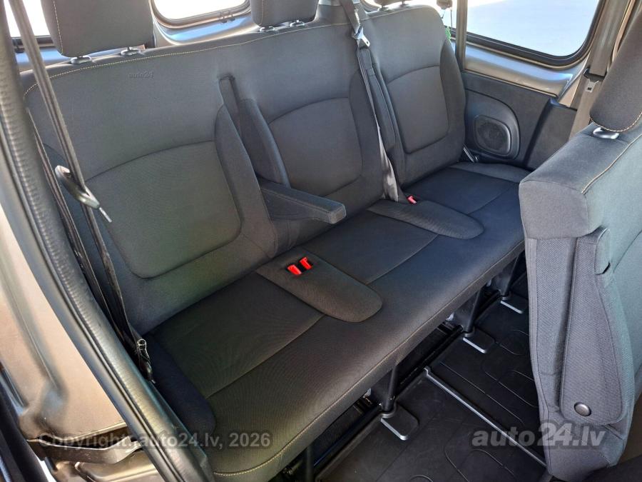 Smilšu krāsa Renault Trafic 2019 Tartu, ar dzinēja tilpumu 1.60 L un nobraukumu 195 tūkst. km par 16900 €, foto 12 vietnē AUTOMOTO.COM.LV