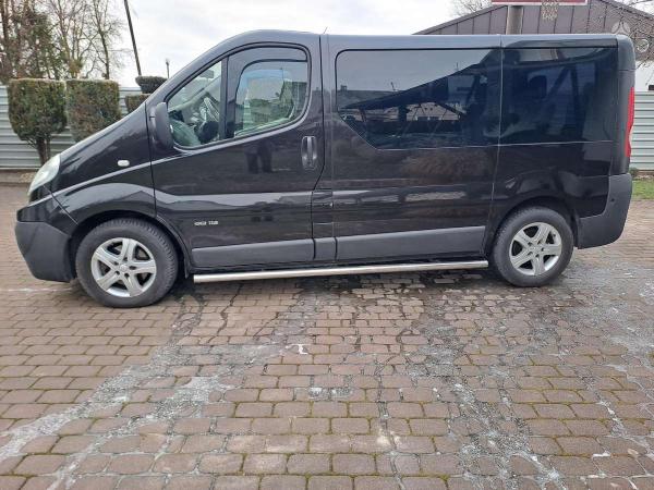 Melns Renault Trafic 2007 Ukmergė, ar dzinēja tilpumu 2.00 L un nobraukumu 220 tūkst. km par 5450 €, foto 2 vietnē AUTOMOTO.COM.LV