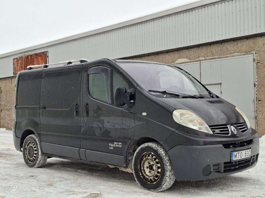 Melns Renault Trafic 2007 Šilutė, ar dzinēja tilpumu 2.00 L un nobraukumu 350 tūkst. km par 2500 €, foto 6 vietnē AUTOMOTO.COM.LV