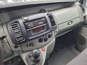 Melns Renault Trafic 2007 Šilutė, ar dzinēja tilpumu 2.00 L un nobraukumu 350 tūkst. km par 2500 €, foto 11 vietnē AUTOMOTO.COM.LV