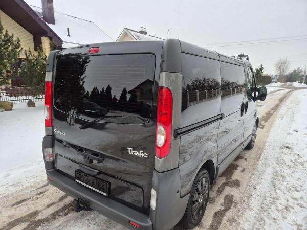 Black Renault Trafic 2010 in Marijampole, with an engine capacity of 2.00 L and mileage of 320 thousand km for 6950 €, photo 4 on AUTOMOTO.COM.LV