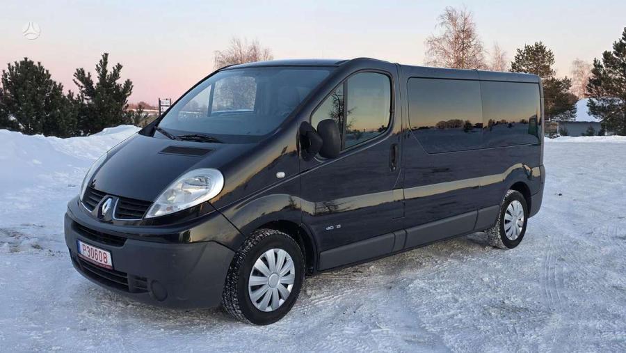 Black Renault Trafic 2010 in Klaipeda, with an engine capacity of 2.00 L and mileage of 270 thousand km for 5890 €, photo 1 on AUTOMOTO.COM.LV