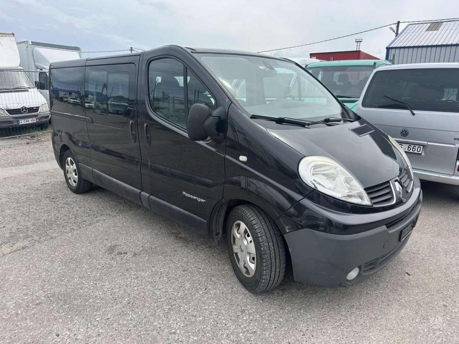 Melns Renault Trafic 2012 Kauņa, ar dzinēja tilpumu 2.00 L un nobraukumu 283 tūkst. km par 6700 €, foto 6 vietnē AUTOMOTO.COM.LV