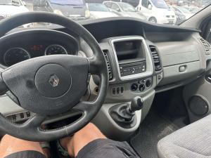 Melns Renault Trafic 2012 Kauņa, ar dzinēja tilpumu 2.00 L un nobraukumu 283 tūkst. km par 6700 €, foto 7 vietnē AUTOMOTO.COM.LV