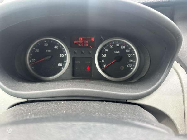 Black Renault Trafic 2012 in Kaunas, with an engine capacity of 2.00 L and mileage of 283 thousand km for 6700 €, photo 7 on AUTOMOTO.COM.LV