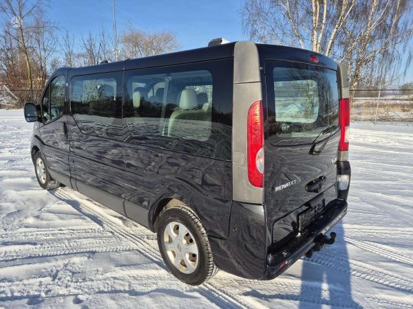 Melns Renault Trafic 2013 Marijampole, ar dzinēja tilpumu 2.00 L un nobraukumu 298 tūkst. km par 8700 €, foto 3 vietnē AUTOMOTO.COM.LV