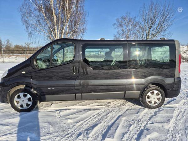 Melns Renault Trafic 2013 Marijampole, ar dzinēja tilpumu 2.00 L un nobraukumu 310 tūkst. km par 8200 €, foto 1 vietnē AUTOMOTO.COM.LV