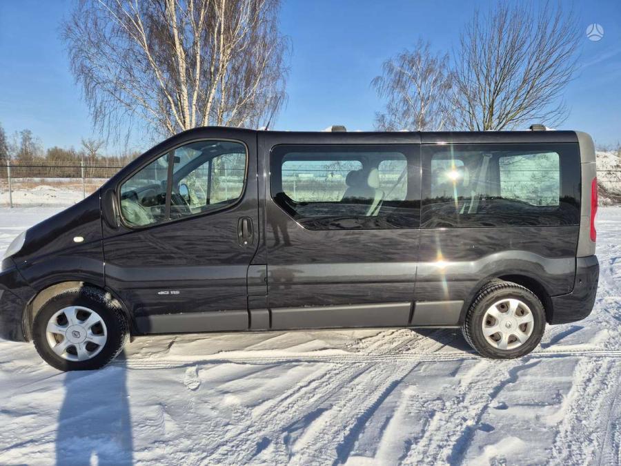 Melns Renault Trafic 2013 Marijampole, ar dzinēja tilpumu 2.00 L un nobraukumu 310 tūkst. km par 8200 €, foto 1 vietnē AUTOMOTO.COM.LV
