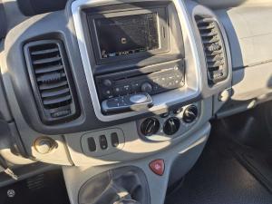 Melns Renault Trafic 2013 Marijampole, ar dzinēja tilpumu 2.00 L un nobraukumu 310 tūkst. km par 8200 €, foto 18 vietnē AUTOMOTO.COM.LV