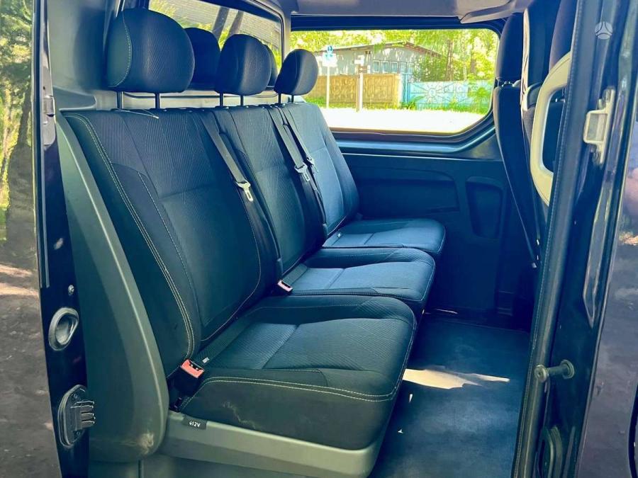 Melns Renault Trafic 2015 Panevēža, ar dzinēja tilpumu 1.60 L un nobraukumu 320 tūkst. km par 8200 €, foto 5 vietnē AUTOMOTO.COM.LV