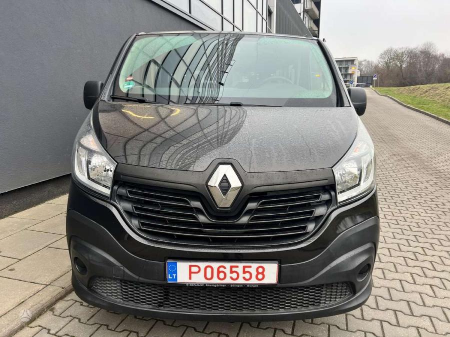 Black Renault Trafic 2016 in Vilnius, with an engine capacity of 1.60 L and mileage of 124 thousand km for 14900 €, photo 2 on AUTOMOTO.COM.LV