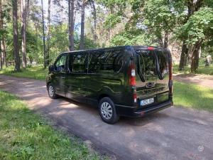 Black Renault Trafic 2016 in Alytus, with an engine capacity of 1.60 L and mileage of 350 thousand km for 8500 €, photo 4 on AUTOMOTO.COM.LV
