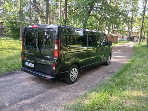 Black Renault Trafic 2016 in Alytus, with an engine capacity of 1.60 L and mileage of 350 thousand km for 8500 €, photo 4 on AUTOMOTO.COM.LV