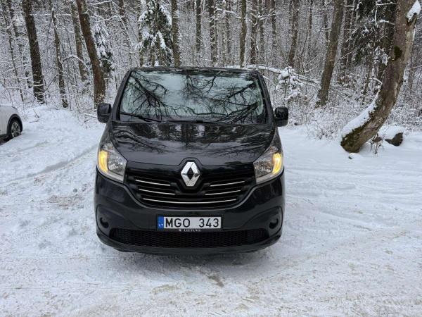 Black Renault Trafic 2017 in Vilnius, with an engine capacity of 1.60 L and mileage of 321 thousand km for 10400 €, photo 3 on AUTOMOTO.COM.LV