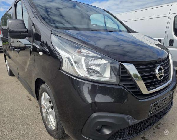 Black Renault Trafic 2017 in Marijampole, with an engine capacity of 1.60 L and mileage of 174 thousand km for 5950 €, photo 6 on AUTOMOTO.COM.LV