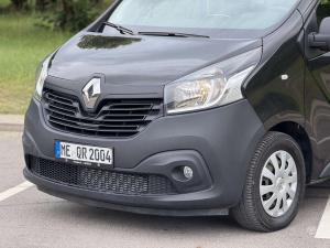 Black Renault Trafic 2019 in Kaunas, with an engine capacity of 1.60 L and mileage of 269 thousand km for 12500 €, photo 5 on AUTOMOTO.COM.LV