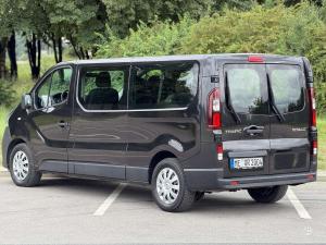 Black Renault Trafic 2019 in Kaunas, with an engine capacity of 1.60 L and mileage of 269 thousand km for 12500 €, photo 6 on AUTOMOTO.COM.LV