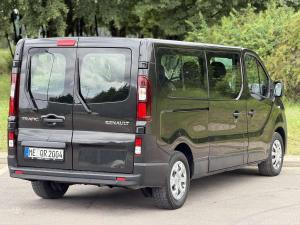 Black Renault Trafic 2019 in Kaunas, with an engine capacity of 1.60 L and mileage of 269 thousand km for 12500 €, photo 7 on AUTOMOTO.COM.LV