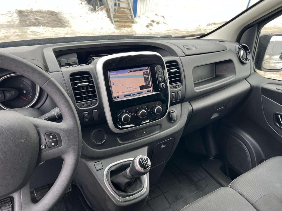 Melns Renault Trafic 2021 Kauņa, ar dzinēja tilpumu 2.00 L un nobraukumu 148 tūkst. km par 8900 €, foto 19 vietnē AUTOMOTO.COM.LV