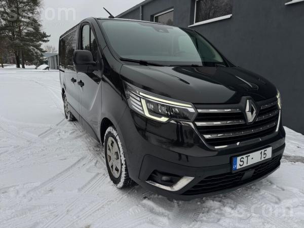 Melns Renault Trafic 2022 Ogre, ar dzinēja tilpumu 2.00 L un nobraukumu 124 tūkst. km par 17500 €, foto 2 vietnē AUTOMOTO.COM.LV