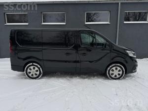 Melns Renault Trafic 2022 Ogre, ar dzinēja tilpumu 2.00 L un nobraukumu 124 tūkst. km par 17500 €, foto 4 vietnē AUTOMOTO.COM.LV
