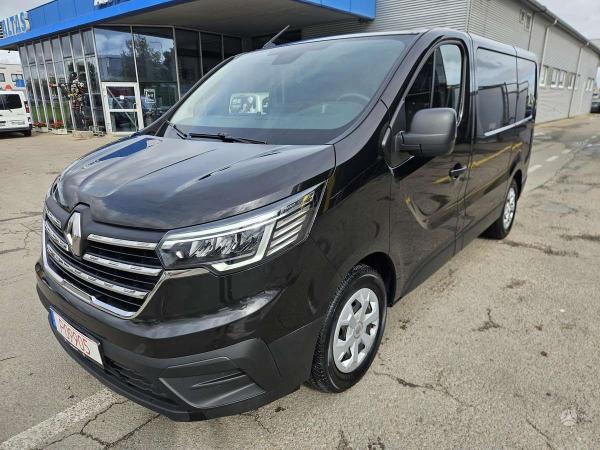 Melns Renault Trafic 2023 Šauļi, ar dzinēja tilpumu 2.00 L un nobraukumu 321 tūkst. km par 16600 €, foto 3 vietnē AUTOMOTO.COM.LV