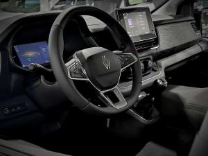 Black Renault Trafic 2026 in Kaunas, with an engine capacity of 2.00 L and mileage of 0 thousand km for 38600 €, photo 13 on AUTOMOTO.COM.LV