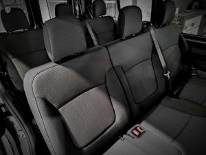 Black Renault Trafic 2026 in Kaunas, with an engine capacity of 2.00 L and mileage of 0 thousand km for 38600 €, photo 19 on AUTOMOTO.COM.LV