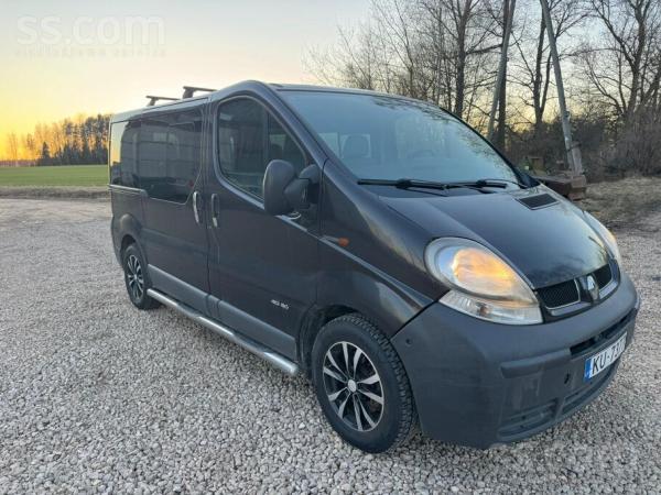 Melns Renault Trafic 2003 Gulbene, ar dzinēja tilpumu 1.90 L un nobraukumu 361 tūkst. km par 4300 €, foto 1 vietnē AUTOMOTO.COM.LV