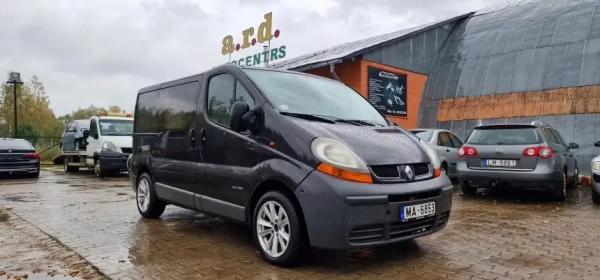 Melns Renault Trafic 2003 Valmiera, ar dzinēja tilpumu 1.90 L un nobraukumu 427 tūkst. km par 3400 €, foto 1 vietnē AUTOMOTO.COM.LV