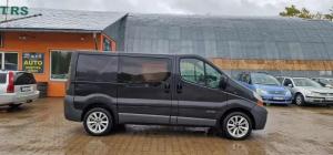 Black Renault Trafic 2003 in Valmiera, with an engine capacity of 1.90 L and mileage of 427 thousand km for 3400 €, photo 3 on AUTOMOTO.COM.LV