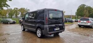 Black Renault Trafic 2003 in Valmiera, with an engine capacity of 1.90 L and mileage of 427 thousand km for 3400 €, photo 6 on AUTOMOTO.COM.LV