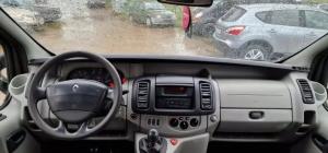 Black Renault Trafic 2003 in Valmiera, with an engine capacity of 1.90 L and mileage of 427 thousand km for 3400 €, photo 10 on AUTOMOTO.COM.LV