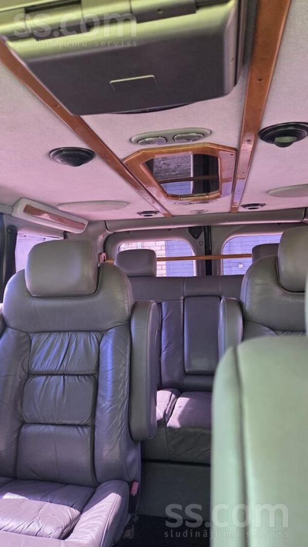 Melns Renault Trafic 2004 Rēzekne, ar dzinēja tilpumu 2.50 L un nobraukumu 303 tūkst. km par 14700 €, foto 7 vietnē AUTOMOTO.COM.LV