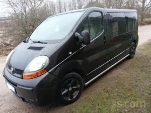 Melns Renault Trafic 2004 Saldus, ar dzinēja tilpumu 2.50 L un nobraukumu 368 tūkst. km par 2000 €, foto 10 vietnē AUTOMOTO.COM.LV