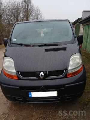 Melns Renault Trafic 2004 Saldus, ar dzinēja tilpumu 2.50 L un nobraukumu 368 tūkst. km par 2000 €, foto 11 vietnē AUTOMOTO.COM.LV