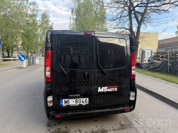 Melns Renault Trafic 2005 Rīga, ar dzinēja tilpumu 1.90 L un nobraukumu 0 tūkst. km par 5000 €, foto 2 vietnē AUTOMOTO.COM.LV