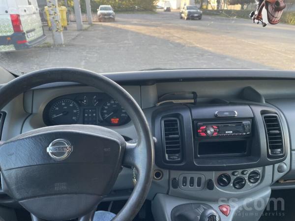 Melns Renault Trafic 2005 Rīga, ar dzinēja tilpumu 1.90 L un nobraukumu 306 tūkst. km par 4950 €, foto 5 vietnē AUTOMOTO.COM.LV