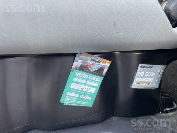 Melns Renault Trafic 2005 Rīga, ar dzinēja tilpumu 1.90 L un nobraukumu 306 tūkst. km par 4950 €, foto 8 vietnē AUTOMOTO.COM.LV