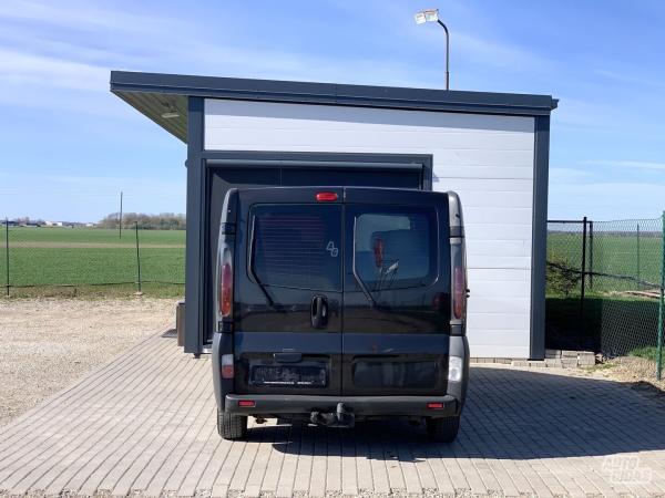Melns Renault Trafic 2005 Kauņa, ar dzinēja tilpumu 1.90 L un nobraukumu 260 tūkst. km par 5199 €, foto 7 vietnē AUTOMOTO.COM.LV