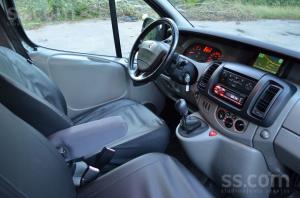 Melns Renault Trafic 2005 Jūrmala, ar dzinēja tilpumu 1.90 L un nobraukumu 365 tūkst. km par 3950 €, foto 15 vietnē AUTOMOTO.COM.LV