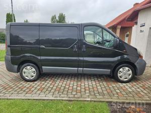 Black Renault Trafic 2005 in Saldus, with an engine capacity of 1.90 L and mileage of 371 thousand km for 4200 €, photo 5 on AUTOMOTO.COM.LV