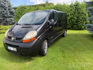 Black Renault Trafic 2005 in Riga, with an engine capacity of 2.50 L and mileage of 389 thousand km for 2950 €, photo  on AUTOMOTO.COM.LV