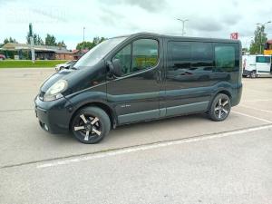 Melns Renault Trafic 2006 Kuldīga, ar dzinēja tilpumu 2.50 L un nobraukumu 790 tūkst. km par 2350 €, foto 2 vietnē AUTOMOTO.COM.LV