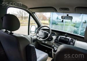 Melns Renault Trafic 2006 Cēsis, ar dzinēja tilpumu 2.50 L un nobraukumu 468 tūkst. km par 3950 €, foto 16 vietnē AUTOMOTO.COM.LV