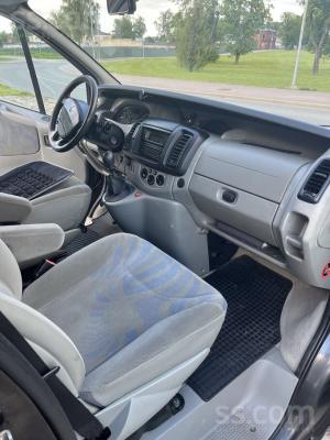 Melns Renault Trafic 2006 Rēzekne, ar dzinēja tilpumu 1.90 L un nobraukumu 337 tūkst. km par 6300 €, foto 9 vietnē AUTOMOTO.COM.LV