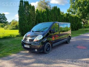 Melns Renault Trafic 2007 Saldus, ar dzinēja tilpumu 2.00 L un nobraukumu 400 tūkst. km par 3850 €, foto  vietnē AUTOMOTO.COM.LV