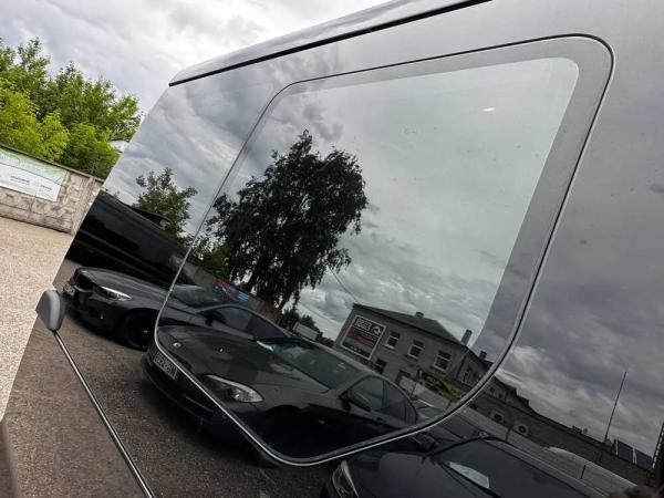 Melns Renault Trafic 2007 Daugavpils, ar dzinēja tilpumu 2.00 L un nobraukumu 419 tūkst. km par 5490 €, foto 9 vietnē AUTOMOTO.COM.LV