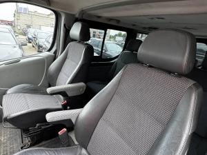 Black Renault Trafic 2007 in Daugavpils, with an engine capacity of 2.00 L and mileage of 419 thousand km for 5490 €, photo 16 on AUTOMOTO.COM.LV
