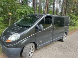 Black Renault Trafic 2007 in Riga, with an engine capacity of 2.00 L and mileage of 200 thousand km for 1990 €, photo 4 on AUTOMOTO.COM.LV